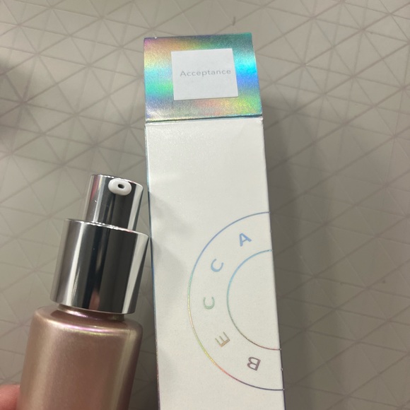 BECCA | Makeup | Becca Ignite Liquified Light Highlighter | Poshmark